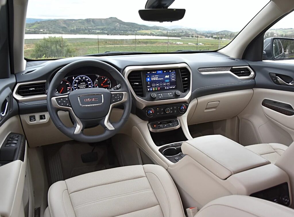 2026 GMC Acadia Pictures, Engine, Dimensions - New GMC Models
